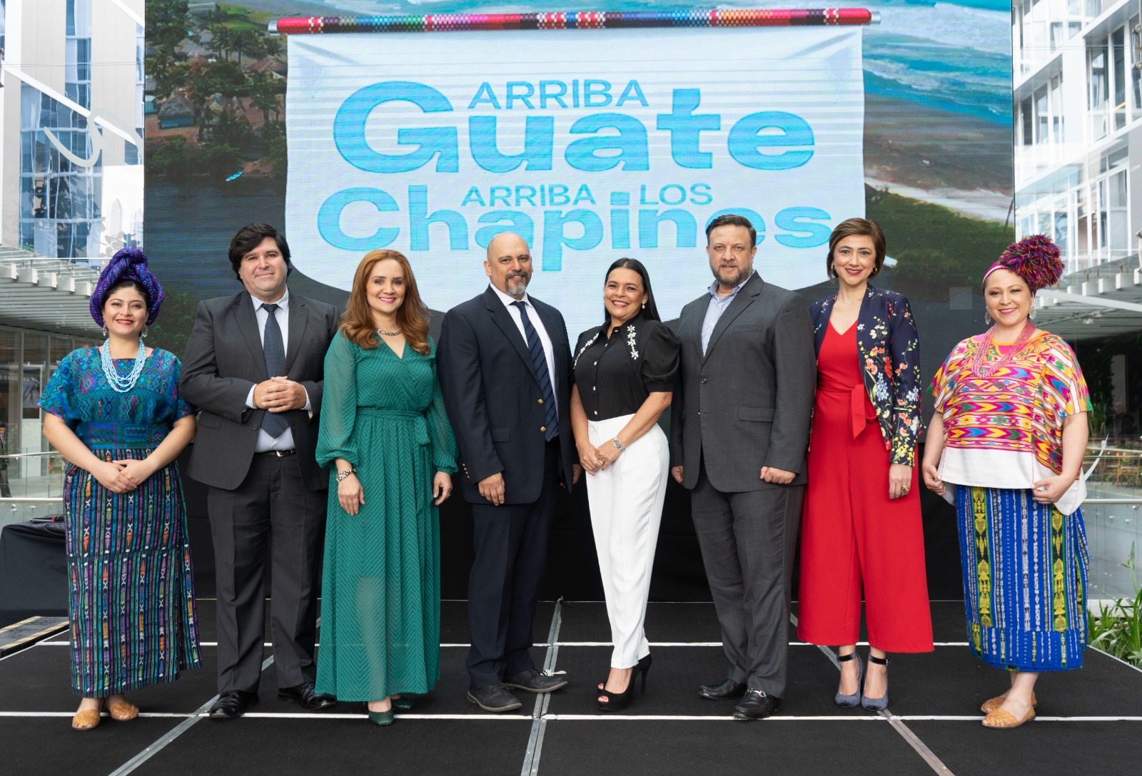 Grupo Salinas Guatemala lanza campaña. ¡Arriba Guate, Arriba los Chapines!