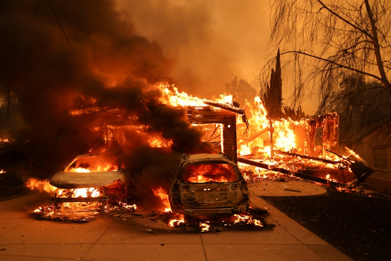 Devastadores Incendios En Los Ángeles Dejan Cinco Fallecidos 4897
